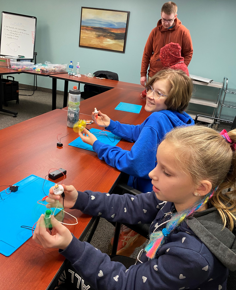 Children's Treatment Network - CTN & STEM Minds - Sibshops - Newmarket